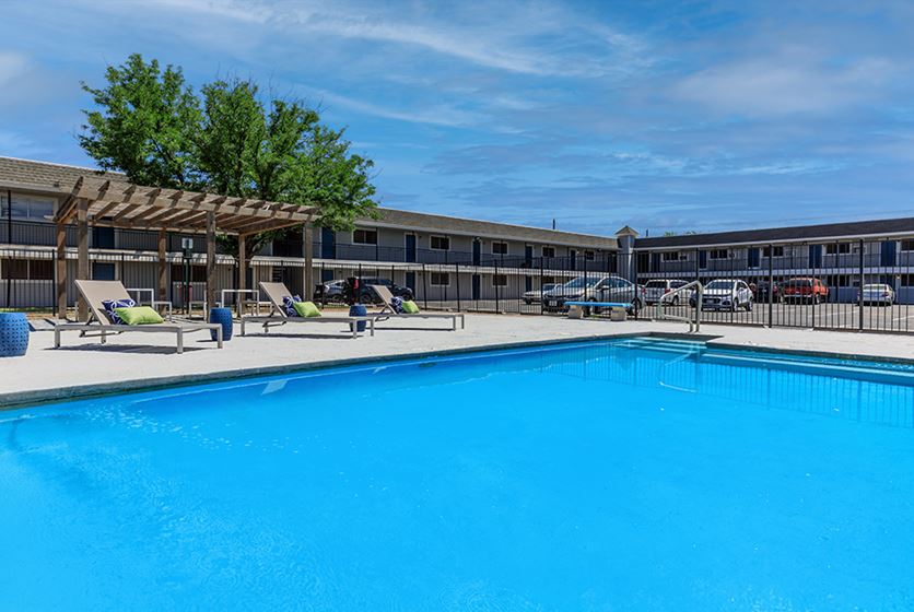Oak Creek Apts Lubbock